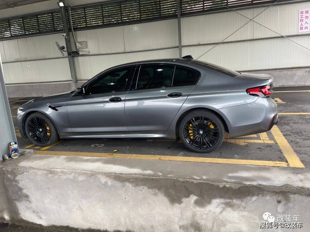 气动、倾角、大抛边加持的宝马530i，行政车型玩起来也毫不马虎_搜狐汽车_搜狐网