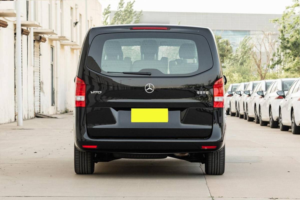 奔驰拿出诚意，定位中大型MPV，入门29万多，标配2.0T动力，威霆_搜狐汽车_搜狐网