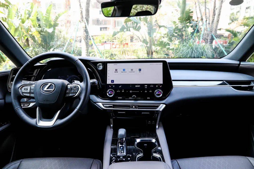全新雷克萨斯RX试驾:重回巅峰，这次真能硬刚BBA！_搜狐汽车_搜狐网