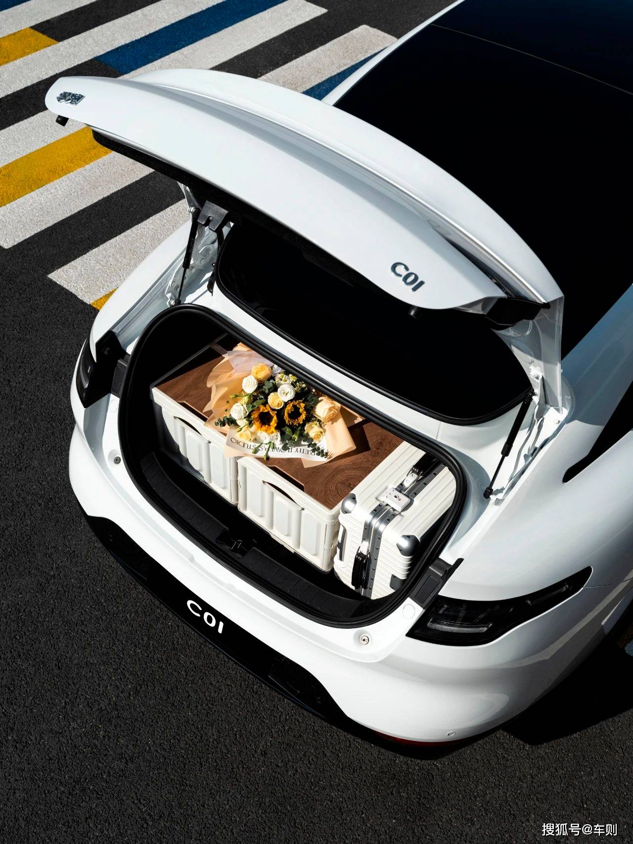 太凶残！C11增程版285km纯电续航，竟然不到15万起售_搜狐汽车_搜狐网