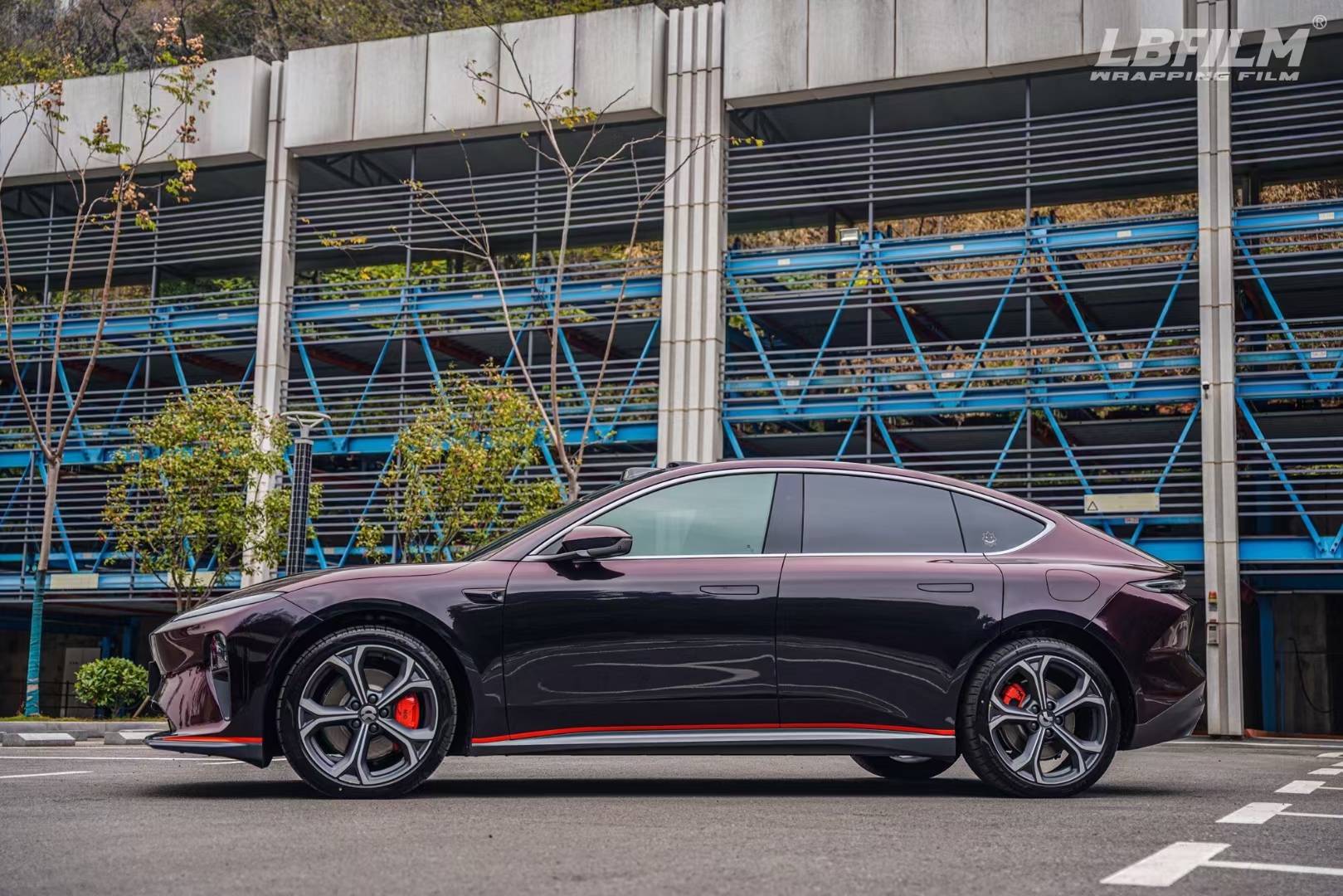 蔚来ET5-LB改色膜黑魅红，霸气、性感_搜狐汽车_搜狐网