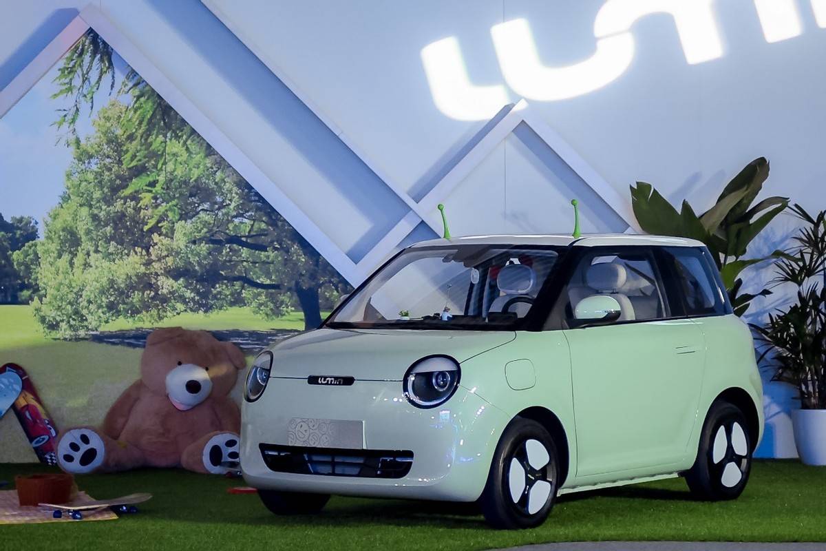 PK宏光MINIEV，自主推新车，毫无老头乐气质，堪称带娃少妇的杀手_搜狐汽车_搜狐网