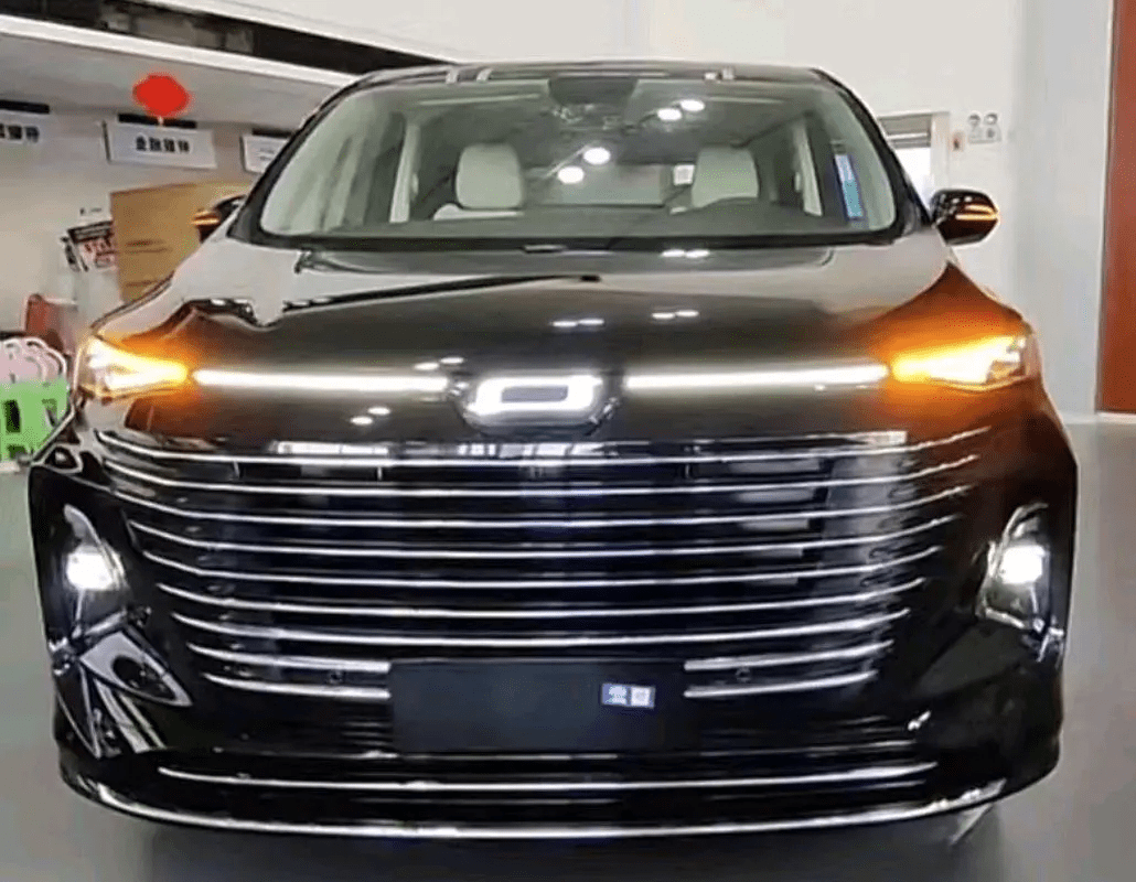 一汽奔腾M9登场，空间媲美别克GL8，豪华大气，与红旗HQ9共享动力_搜狐汽车_搜狐网