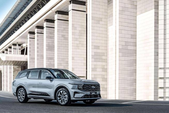 入门即高配 价格很惊喜 福特锐界L 22.98万元起开启预售_搜狐汽车_搜狐网