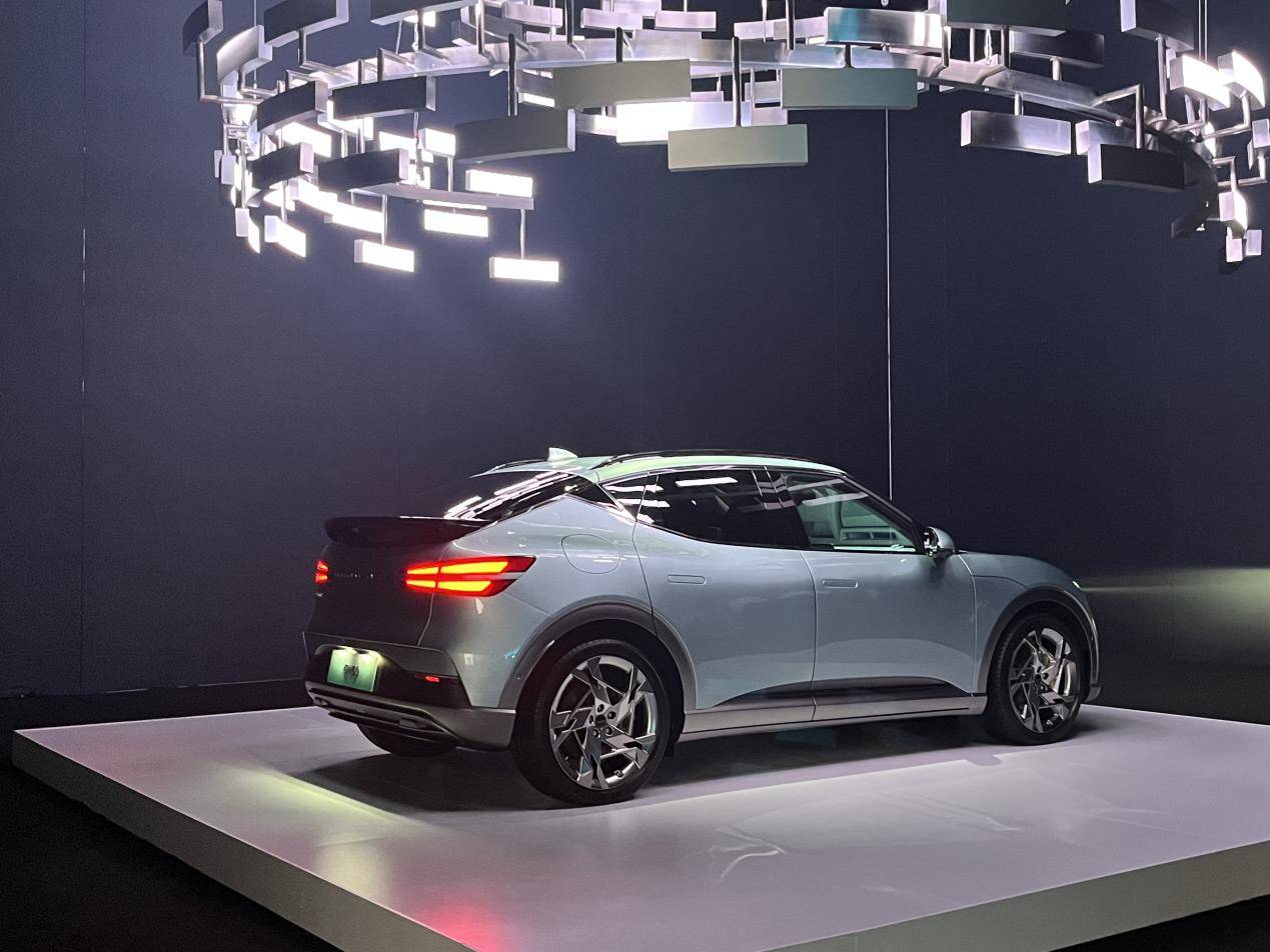 捷尼赛思GV60售28.58万起，BBA、特斯拉、比亚迪，要打哪个？_搜狐汽车_搜狐网