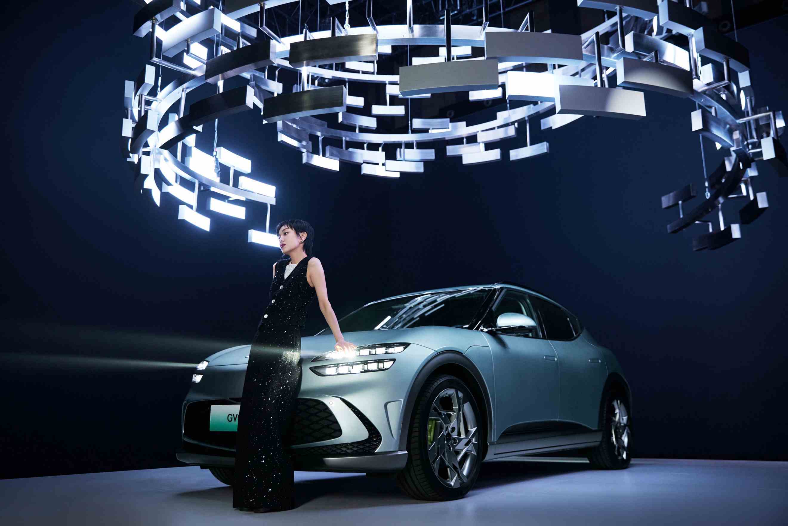 28.58万的捷尼赛思首款纯电平台车型GV60，到底香不香?_搜狐汽车_搜狐网