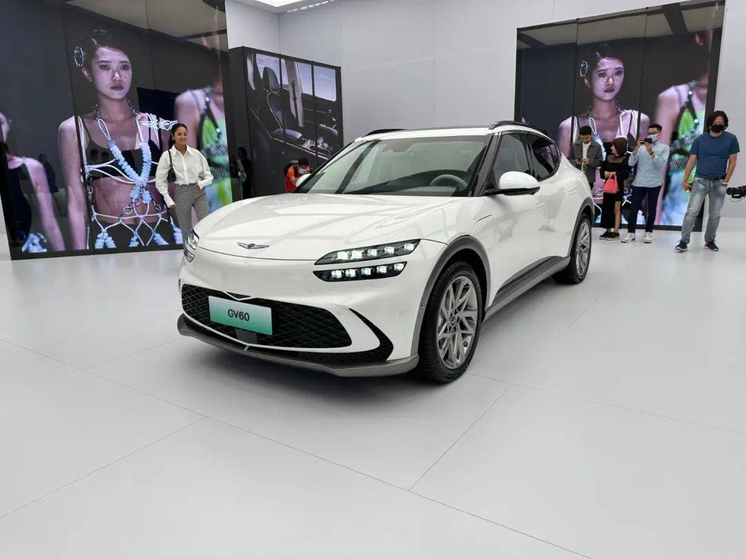 很良心？捷尼赛思GV60美国售40万起，在国内售28万起_搜狐汽车_搜狐网