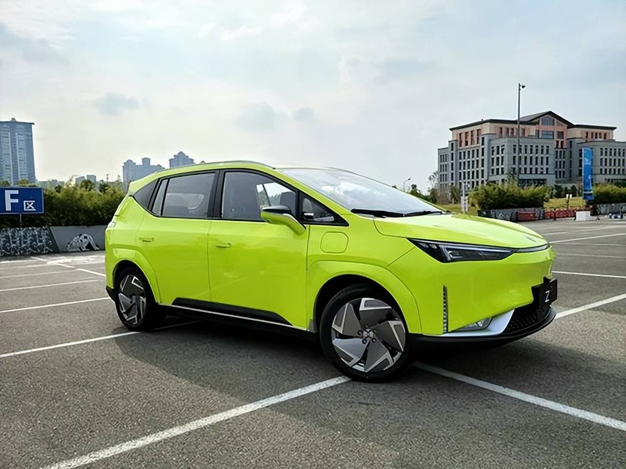 潮智试驾合创Z03，合创汽车确实会玩_搜狐汽车_搜狐网