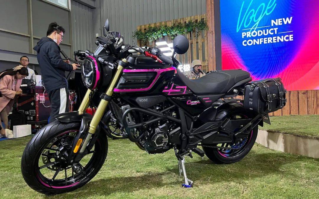 DS525X首发亮相，Q250、AC300咖啡上市：“VOGE大年”持续输出中_搜狐汽车_搜狐网