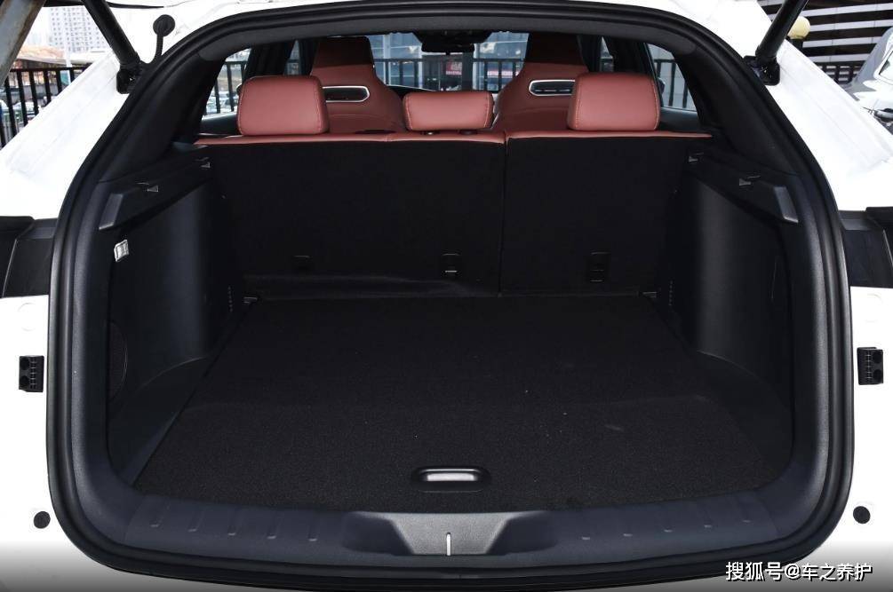 长安又一款新车上市，2.0T+8AT配零重力座椅，才15.49万起_搜狐汽车_搜狐网