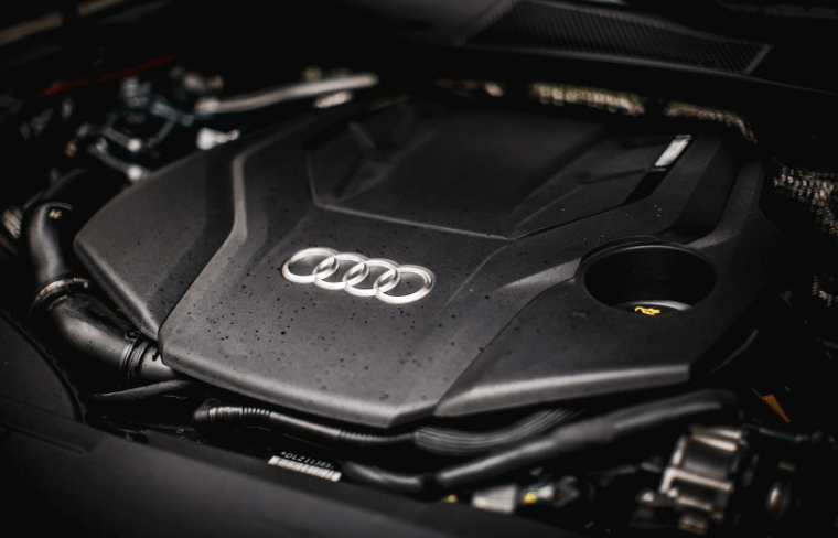 搭3.0TV6发动机的上汽奥迪A7L，让智慧出行不再难_搜狐汽车_搜狐网