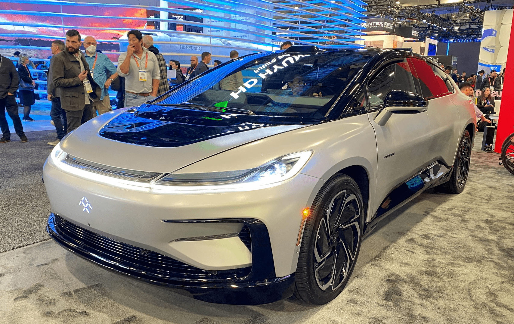 4月交付！FF 91正式量产，配劳斯莱斯对开门，续航700km+1050马力_搜狐汽车_搜狐网