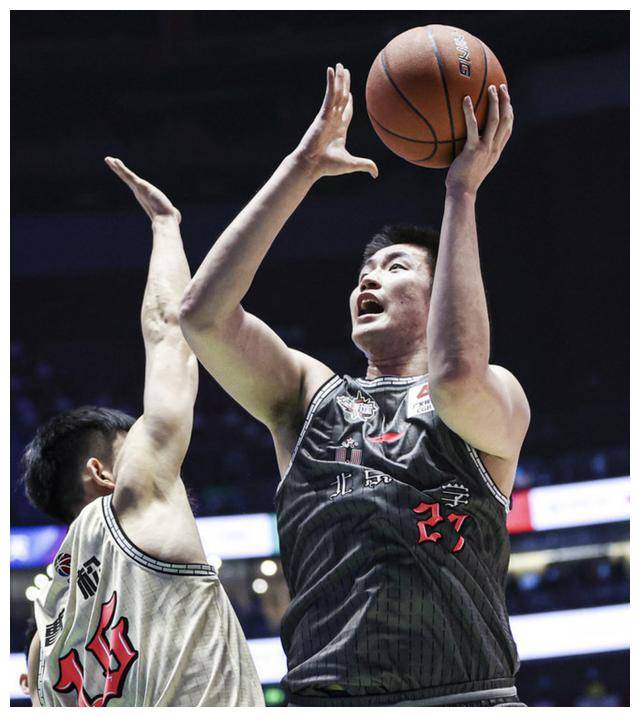 北大约基奇闪耀全明星！李苑鑫砍26+7：不输国手中锋 预定CBA状元_年级_焦泊_篮板