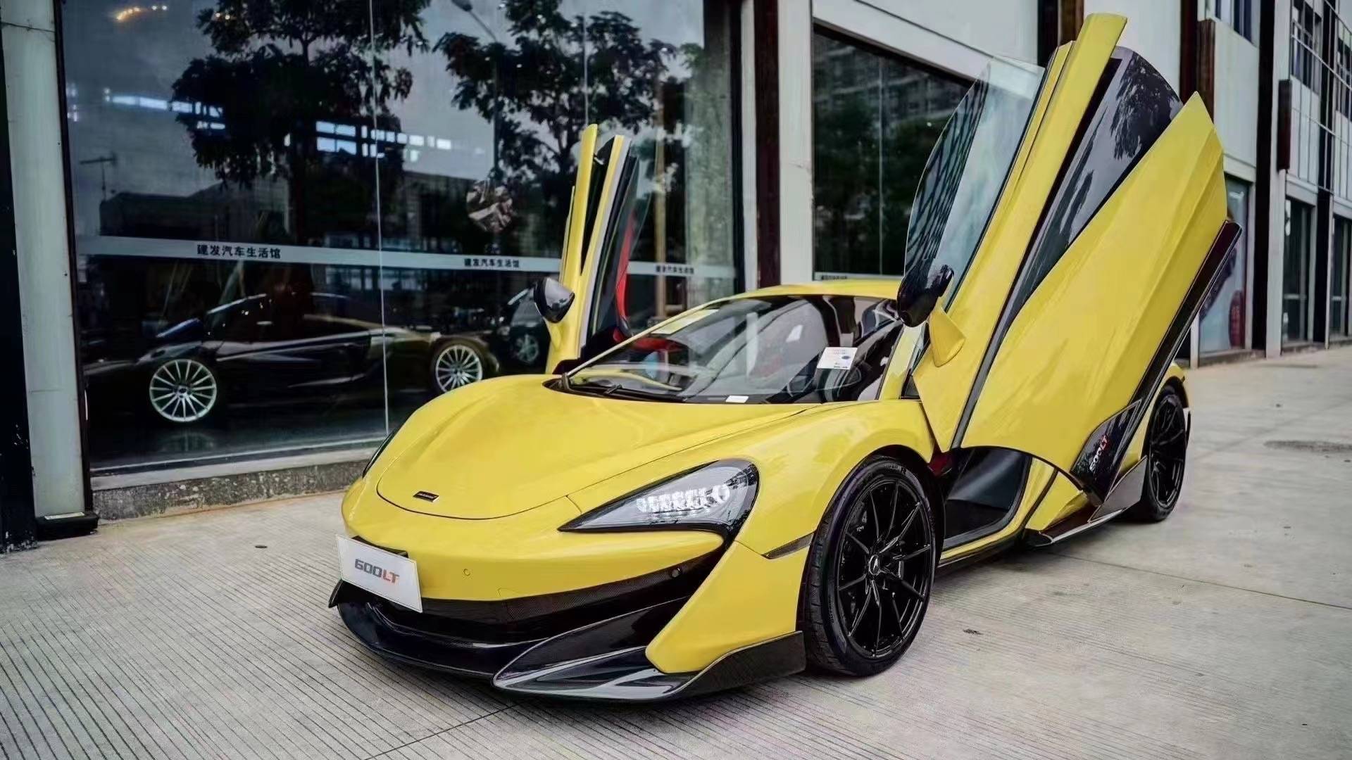 迈凯伦600LT coupe 稀有带碳纤维赛车座椅_搜狐汽车_搜狐网