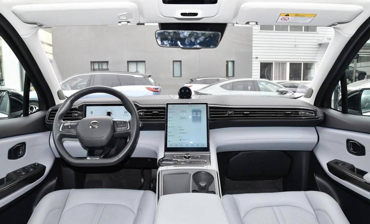 老牌劲旅VS新势力！宝马iX3对比蔚来ES6，40多万预算，谁更值？_搜狐汽车_搜狐网