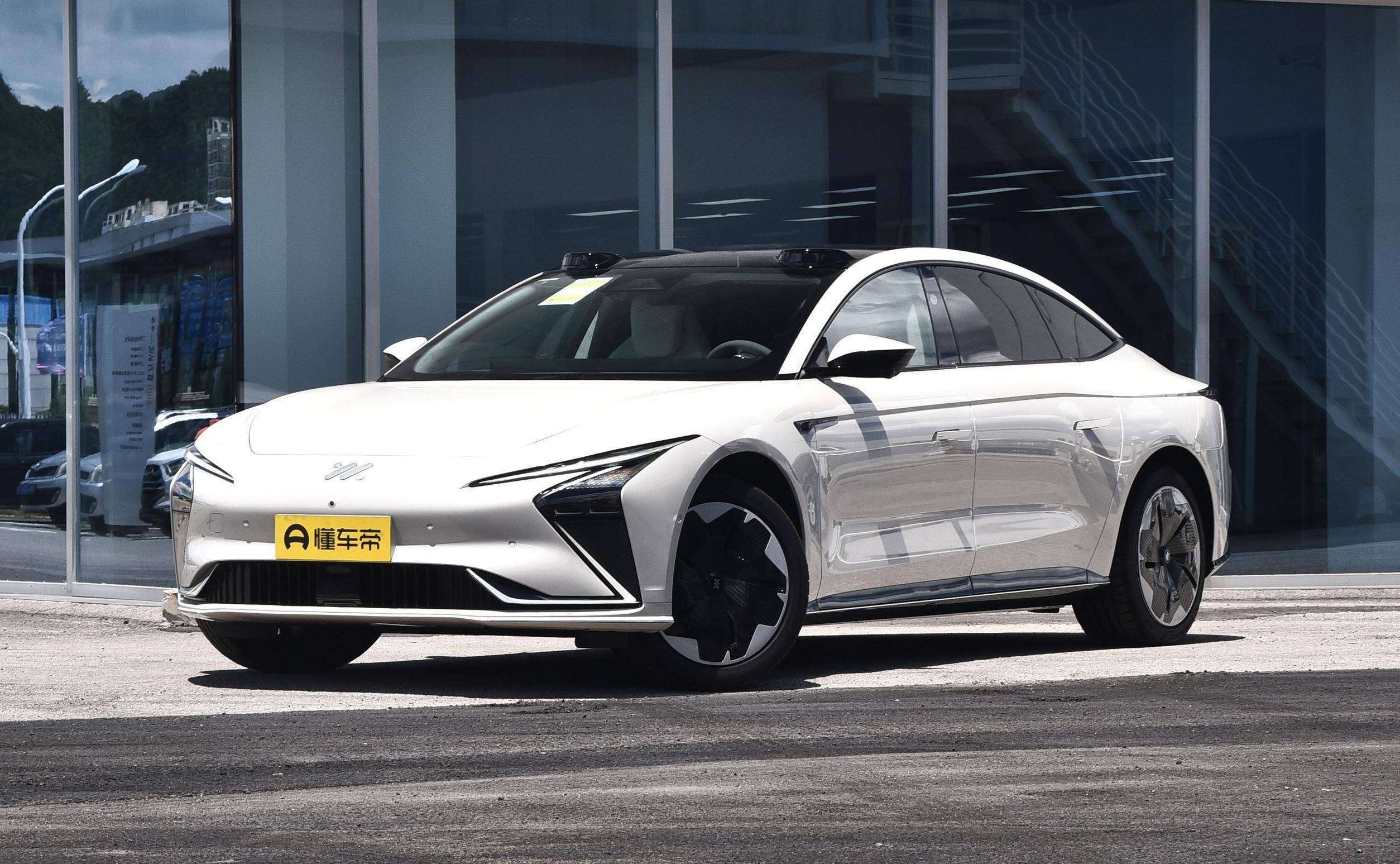 蔚来ET7同级，便宜近12万，轴距3100mm，带后轮转向，智己L7如何_搜狐汽车_搜狐网