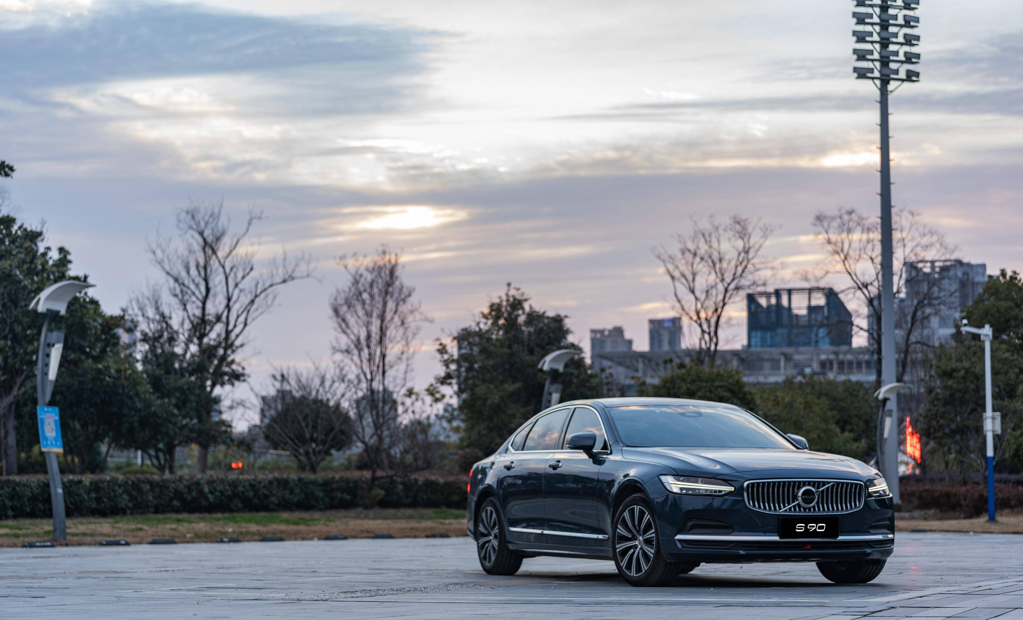 面对5系和E级和A6L 沃尔沃S90有没有竞争力？_搜狐汽车_搜狐网