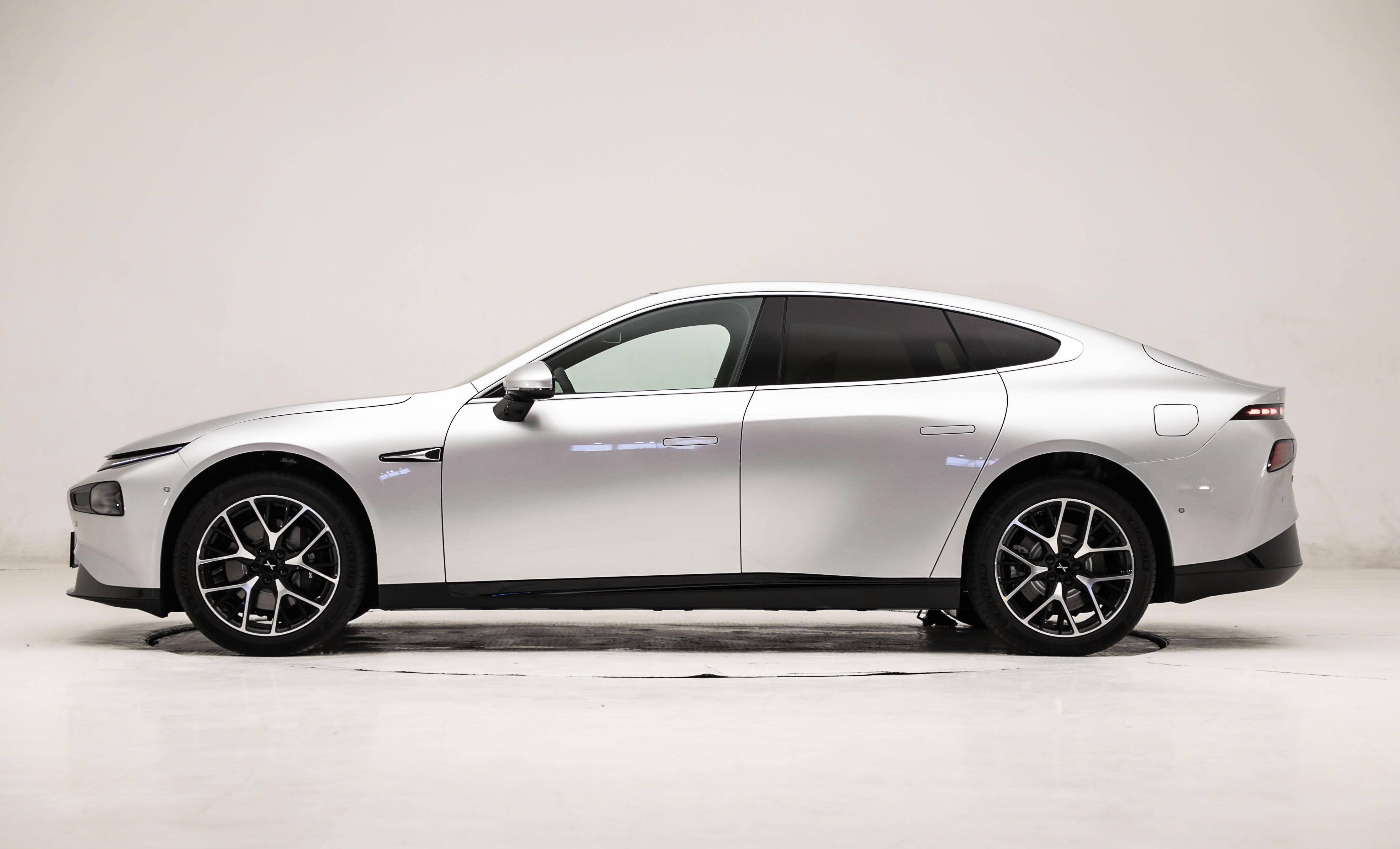 新款小鹏P7i上市，售价24.99万起_搜狐汽车_搜狐网