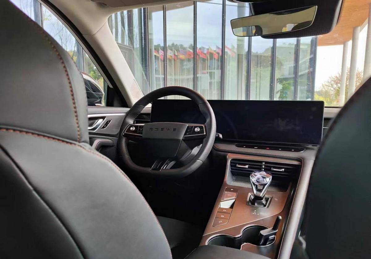 浅试第三代荣威RX5，12万级最具豪华感和科技感的SUV？_搜狐汽车_搜狐网