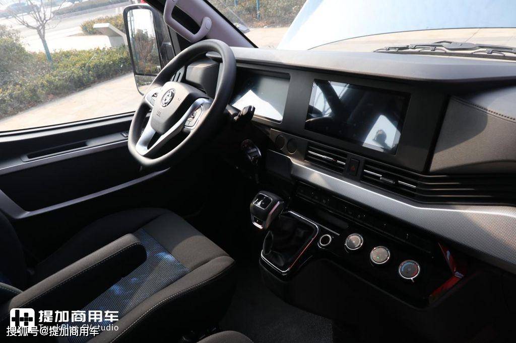 新老款对比实拍，带你好好看看东风御风V9+，到底都“+”了啥！_搜狐汽车_搜狐网