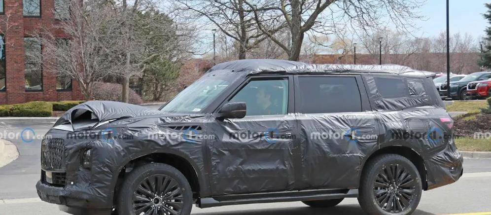 全新QX80测试谍照曝光！或放弃大V8使用3.5TV6，外形依旧四方四正_搜狐汽车_搜狐网