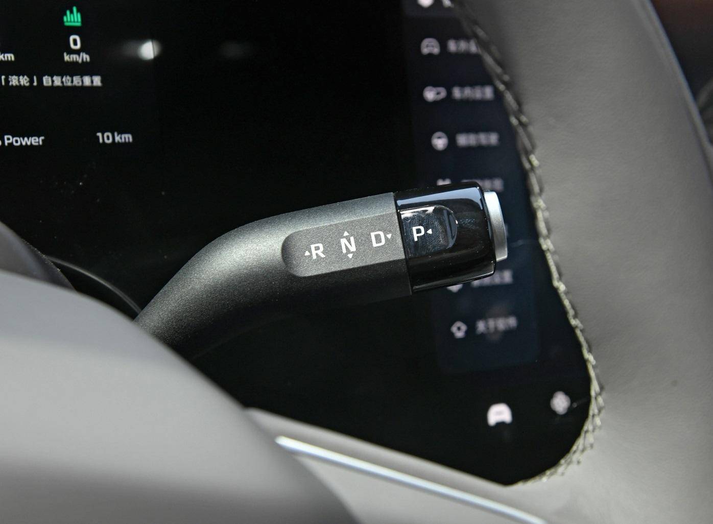 车长5米，自重超2.1吨最快3.7s破百，飞凡F7选什么配置车型好？_搜狐汽车_搜狐网