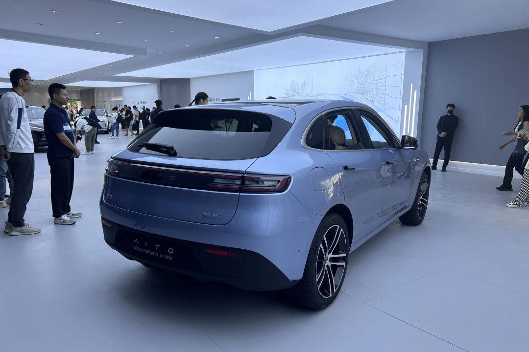 AITO问界M5智驾版上市售27.98万元起 问界M9首发预计售50万-60万元_搜狐汽车_搜狐网