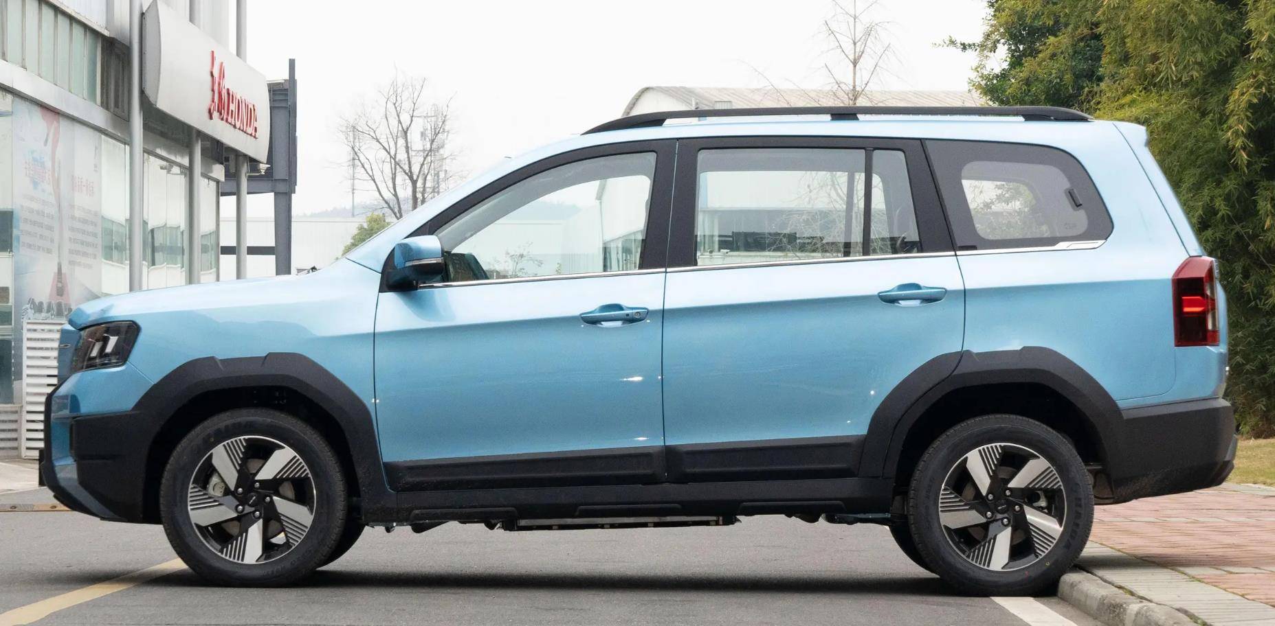 9.99万买中型SUV，还是增程动力！大虎EDi确实接地气_搜狐汽车_搜狐网