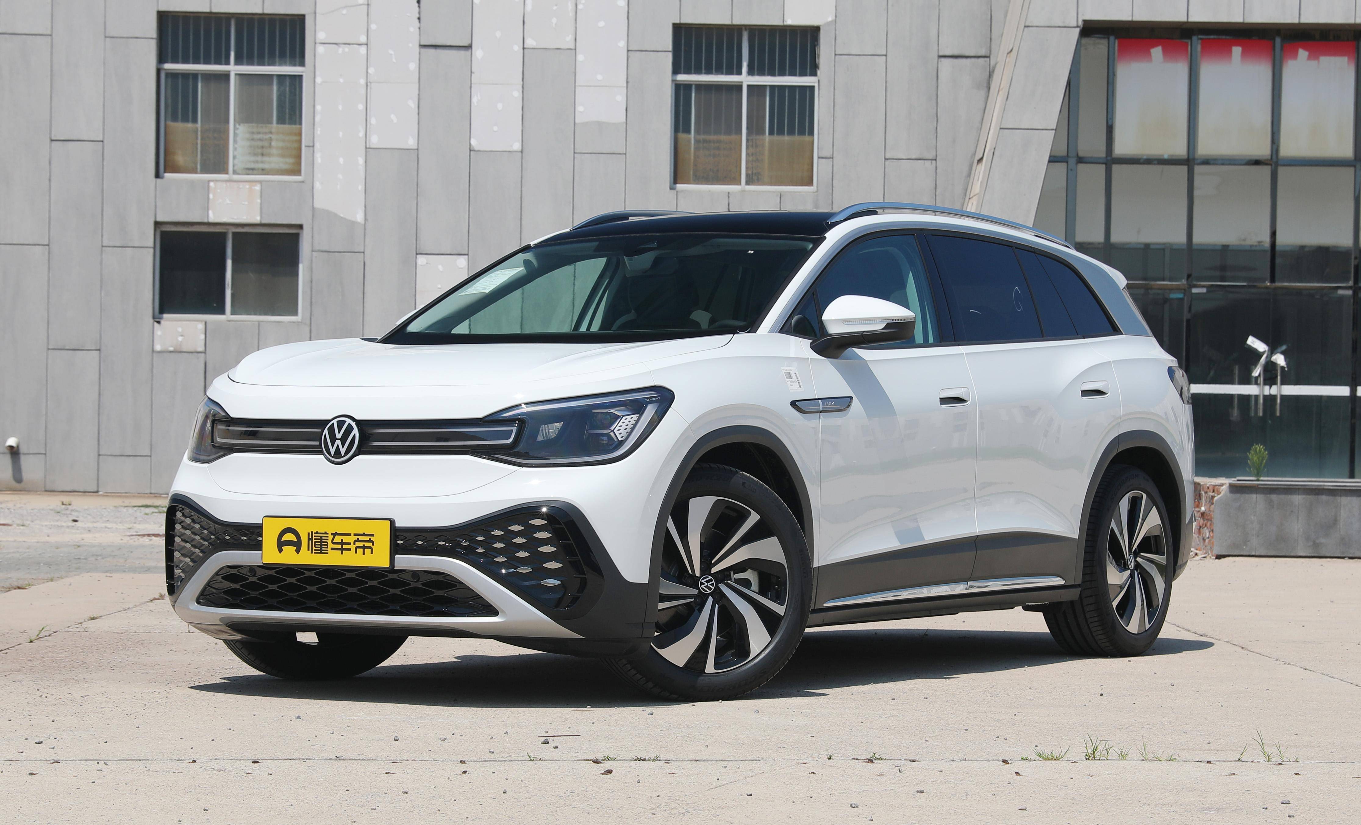 搭载2.0T+8AT，采用非承载式车身，帕拉索新车型上市，16.18万起_搜狐汽车_搜狐网