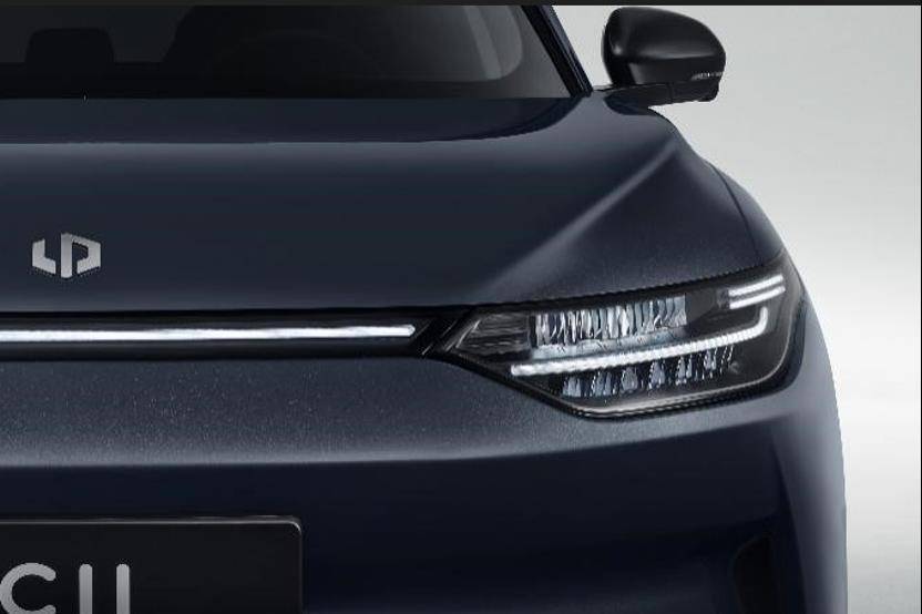 零跑C11 PK宋PLUS EV：豪华与智能竟可兼得？_搜狐汽车_搜狐网