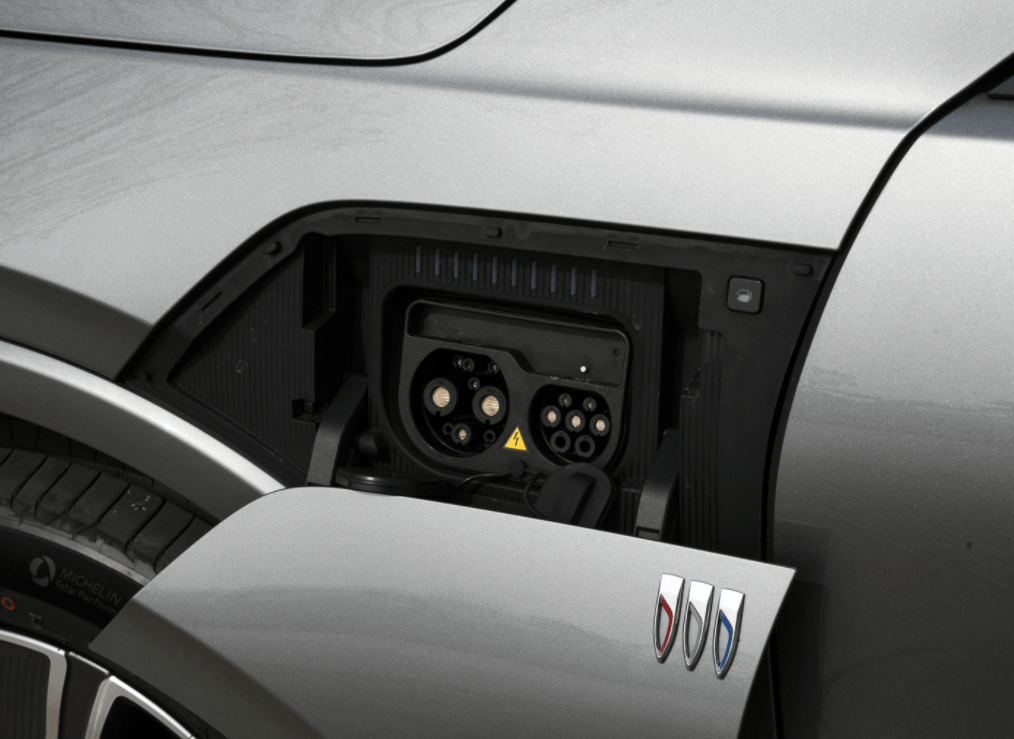 别克创下“天花板”，长近4米9静音如高铁，20.89w堪比“白菜价”_搜狐汽车_搜狐网