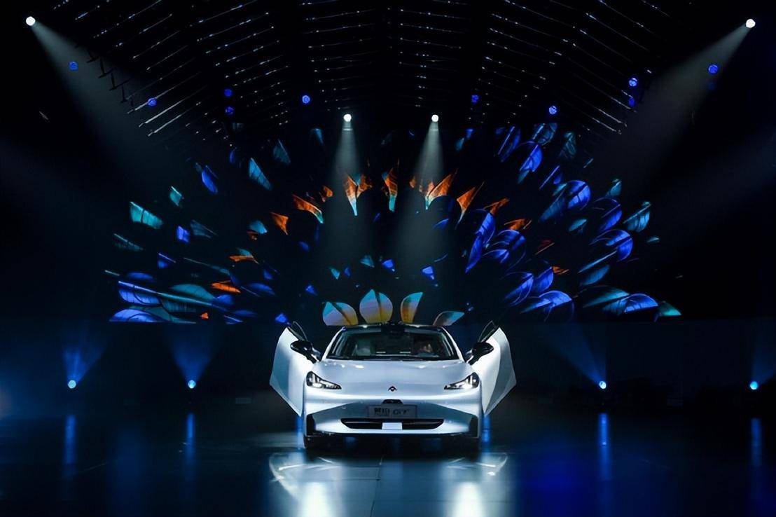 21.99万起，Hyper GT预售发布，纯电豪华领域开启新序章_搜狐汽车_搜狐网