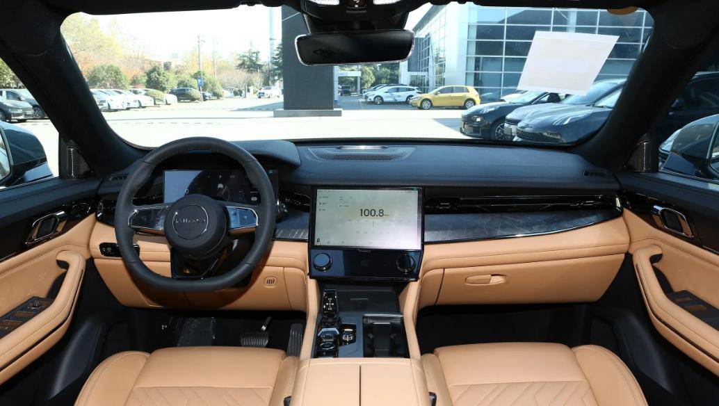 预算35万想买中大型SUV，领克09和智己LS7，选谁合适？_搜狐汽车_搜狐网