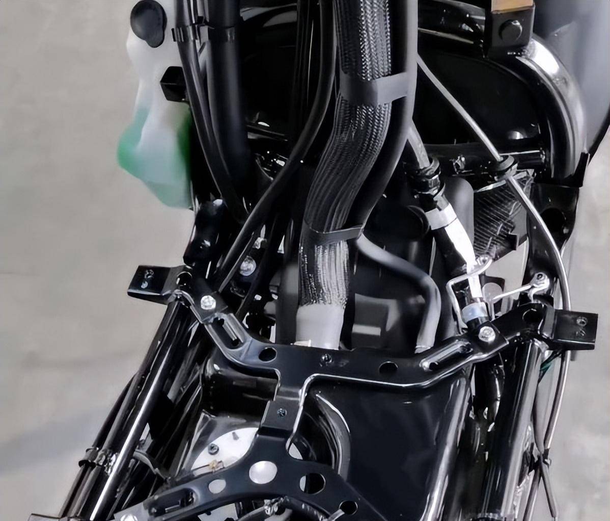 简评光阳Racing X150长征版︱车名可以更大气！_搜狐汽车_搜狐网