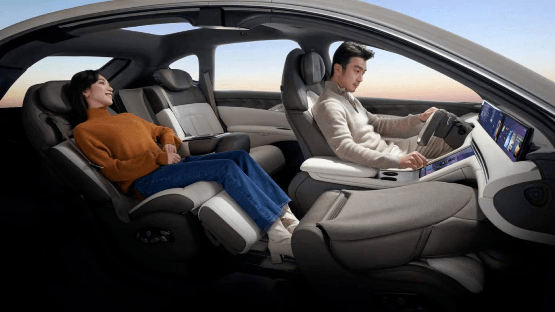 SUV3.0智己有了“撒手锏”_搜狐汽车_搜狐网