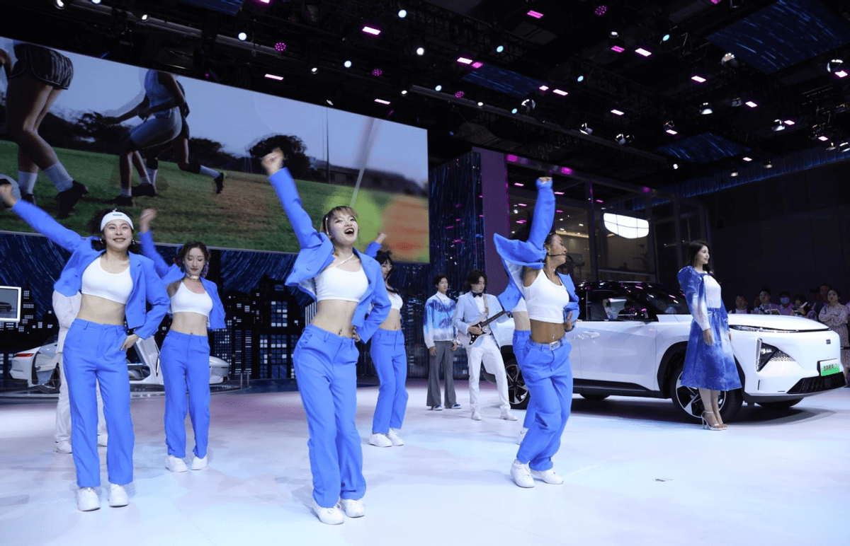 续航高达1370km，银河L7对战宋plus dmi，上海车展公布售价_搜狐汽车_搜狐网