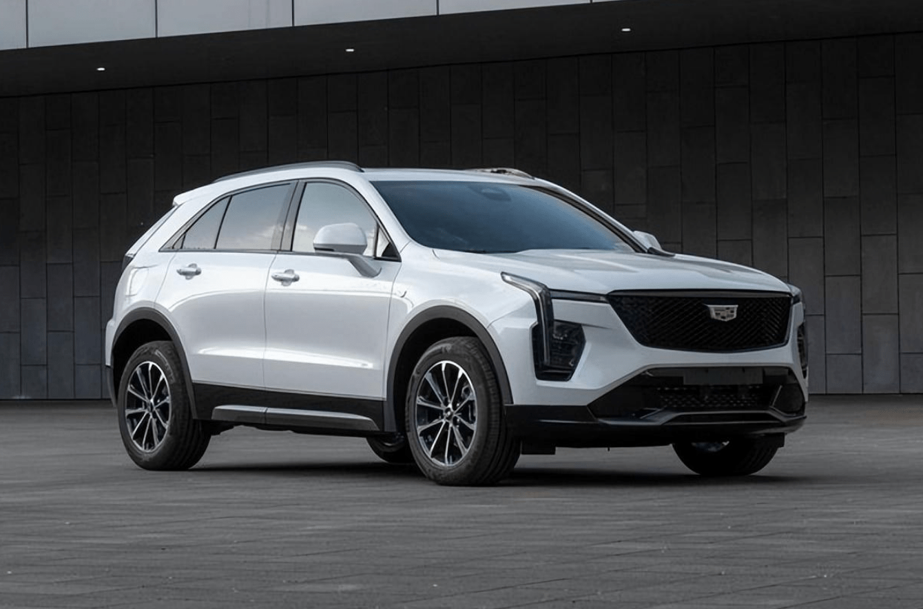 标配曲面联屏+氛围灯！新款凯迪拉克XT4配置曝光，或取消四驱？_搜狐汽车_搜狐网