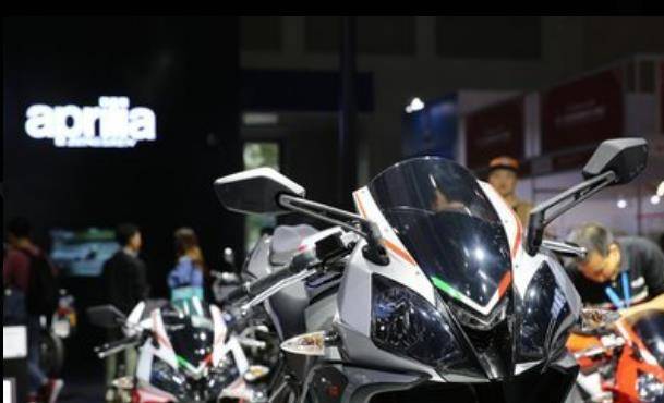 阿普利亚GPR150升级款国内首次亮相，249cc水冷单缸_搜狐汽车_搜狐网