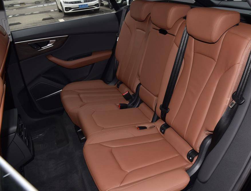 奥迪亮出“王炸”！爆340马力＋8AT，6.2秒破百，比宝马X6更拉风_搜狐汽车_搜狐网