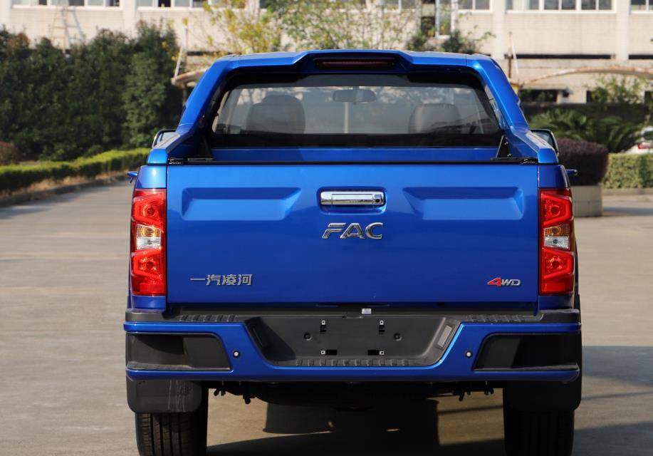 凌河雷神霸气了，长超5米3＋6AT，比新宝骏RS-3出色，9.38万起_搜狐汽车_搜狐网