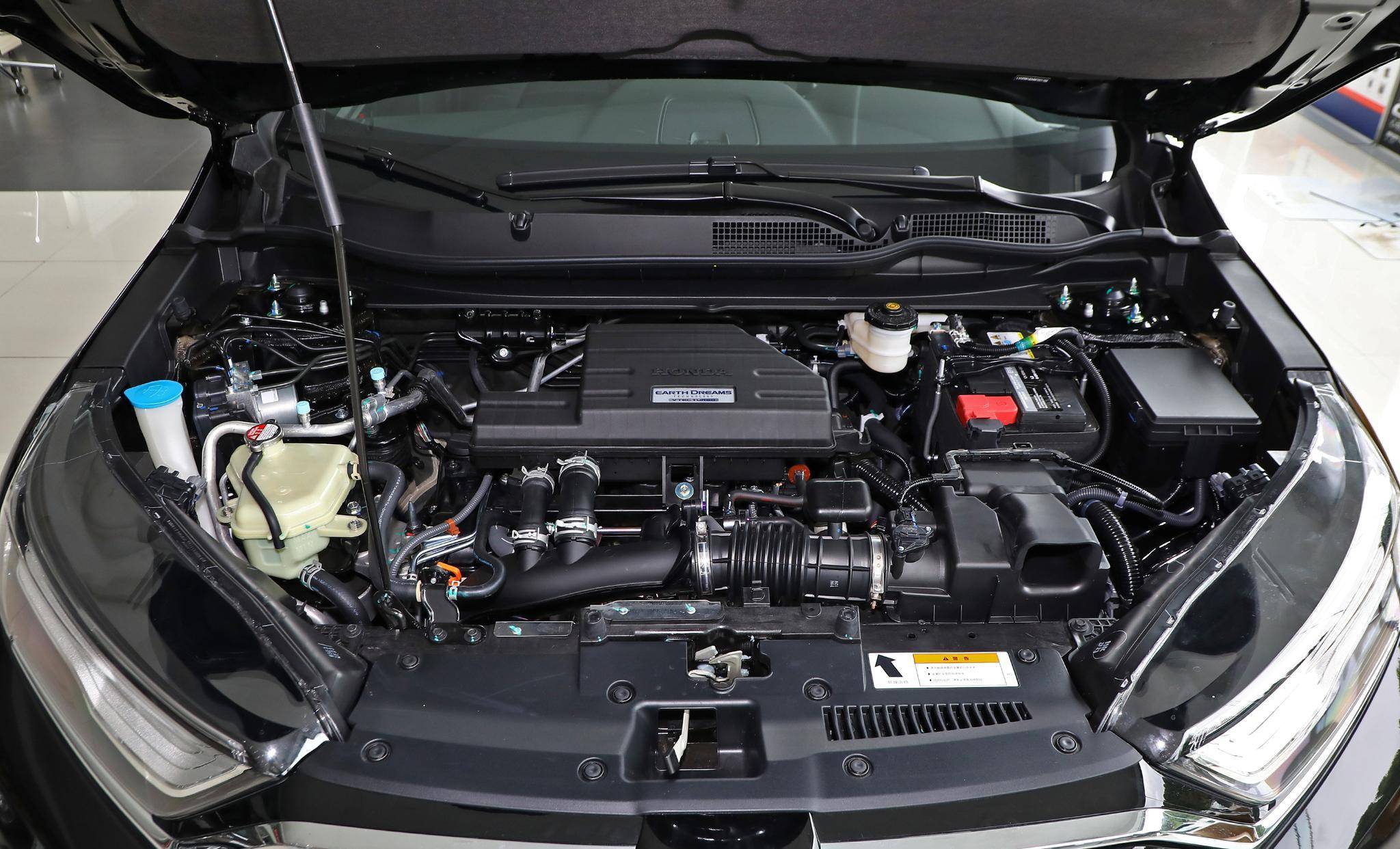 自动挡油耗4.9L，高销量大空间，耐造增压机动力强，实拍本田CRV_搜狐汽车_搜狐网