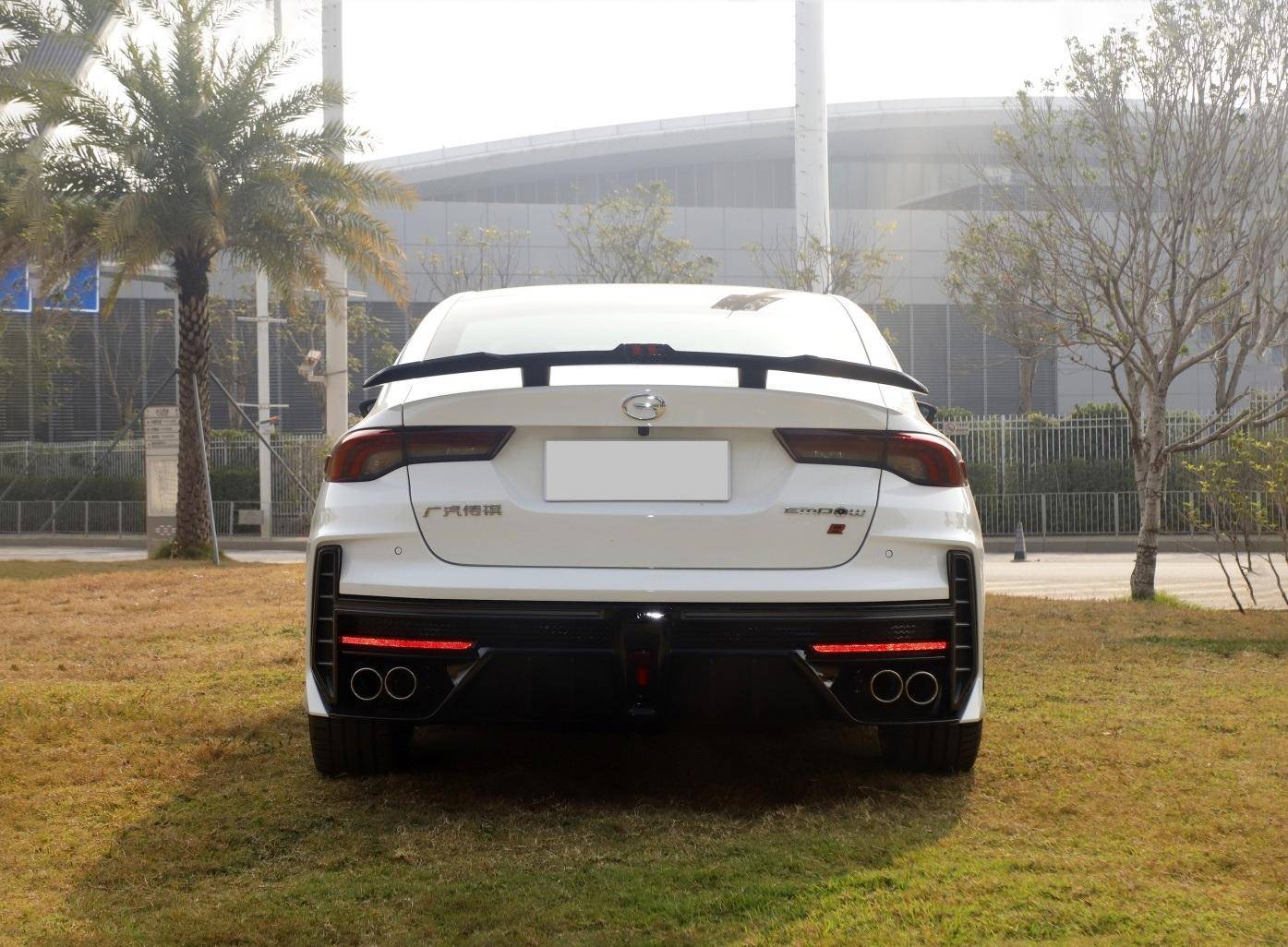 13.8万起，2.0T+8AT，5.7s破百，传祺影豹2.0T值得买吗？_搜狐汽车_搜狐网