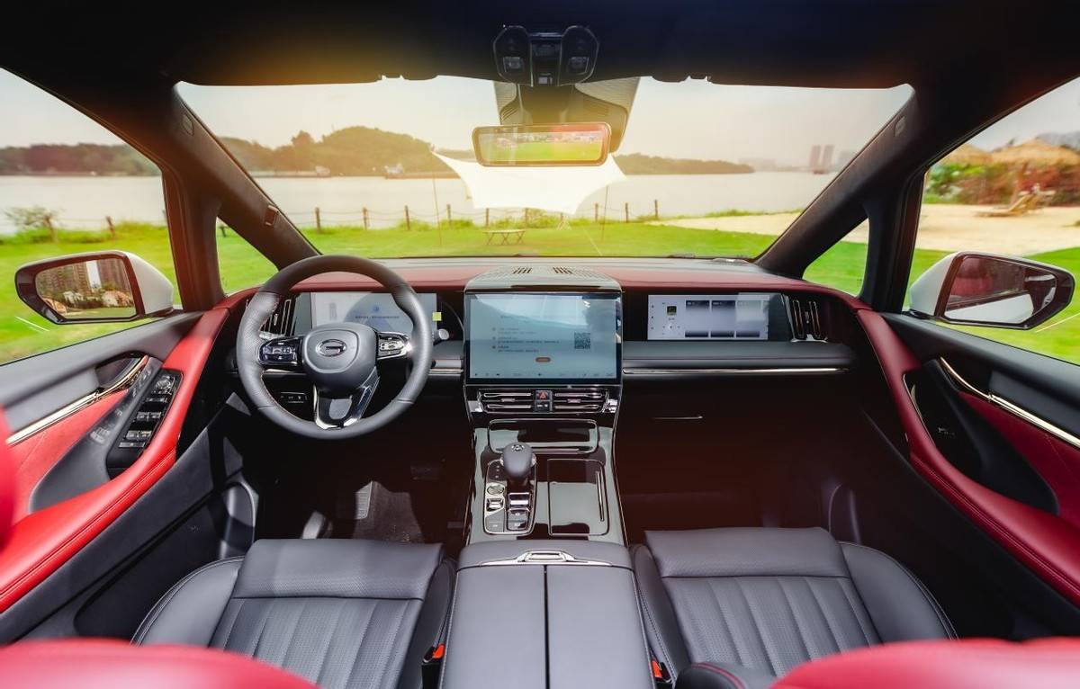 中国智电MPV新旗舰 传祺E9石家庄预售33万起_搜狐汽车_搜狐网