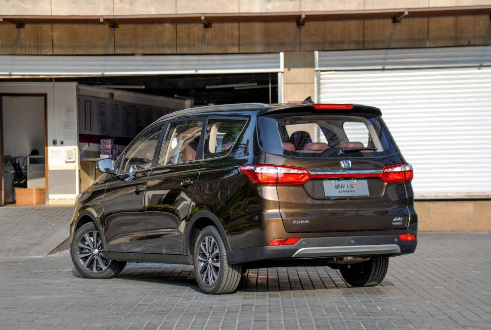 被忽略的国产MPV，1.5T＋6AT，后排独立座椅！三年卖不动_搜狐汽车_搜狐网