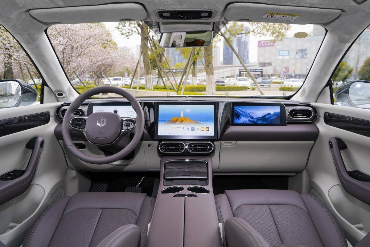 都是增程式SUV，零跑C11和问界M5，谁更有实力取代油车？_搜狐汽车_搜狐网