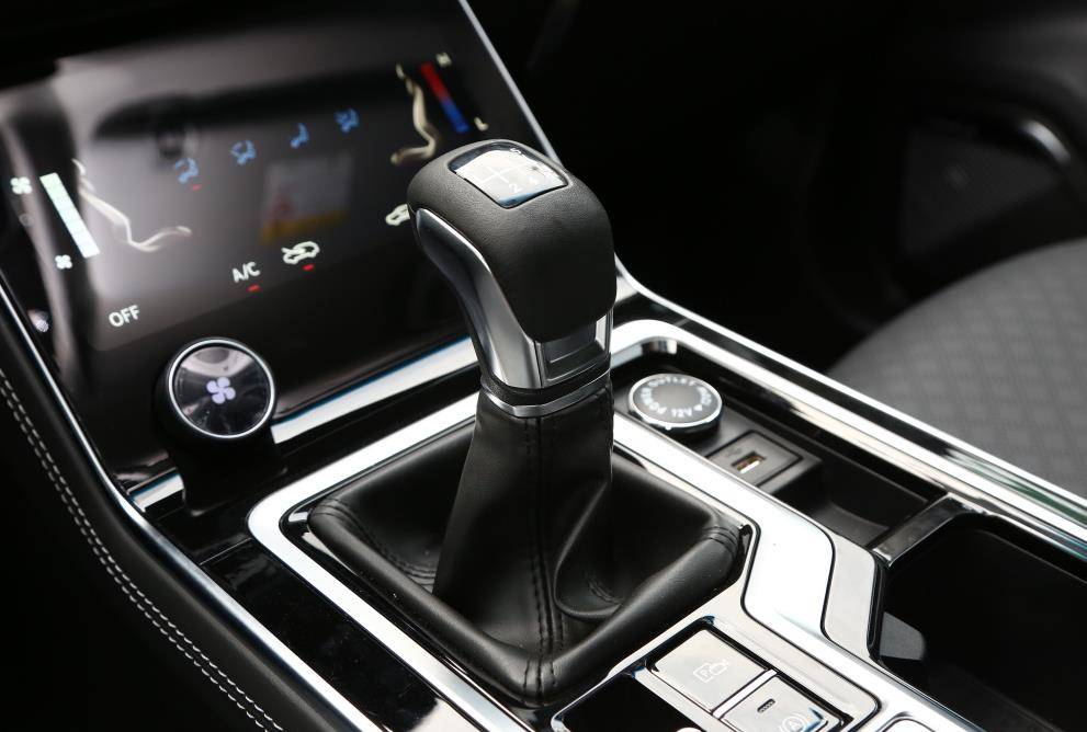 奇瑞新款SUV登场！预售8.99万起，1.6T榨出197马力＋质保十年_搜狐汽车_搜狐网