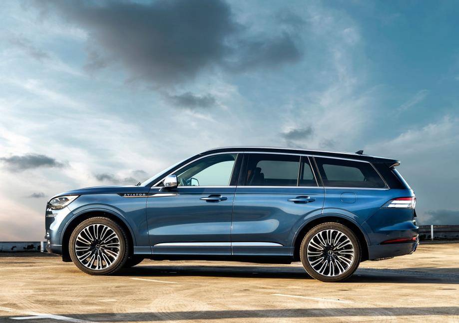 林肯再添“新战将”，标配3.0T＋10AT，比奥迪Q7时尚，配四驱系统_搜狐汽车_搜狐网