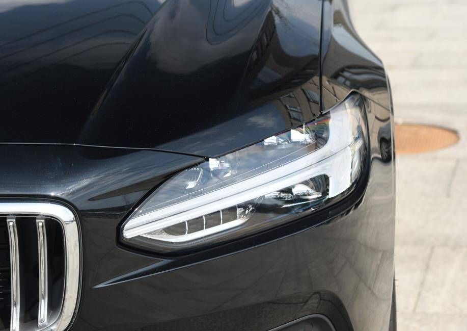 沃尔沃的王牌战将，长近5米1，配8AT＋250马力，比奥迪A7实力出色_搜狐汽车_搜狐网