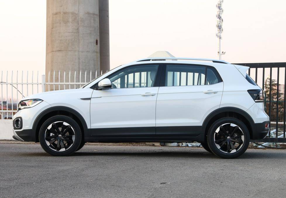11.49万起的大众SUV，1.4T榨出150马力，百公里油耗5.7L_搜狐汽车_搜狐网