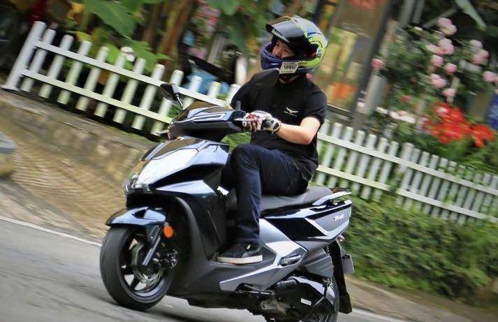 三阳FNX150 对比动丽G150，两者配置、动力，都在这了_搜狐汽车_搜狐网